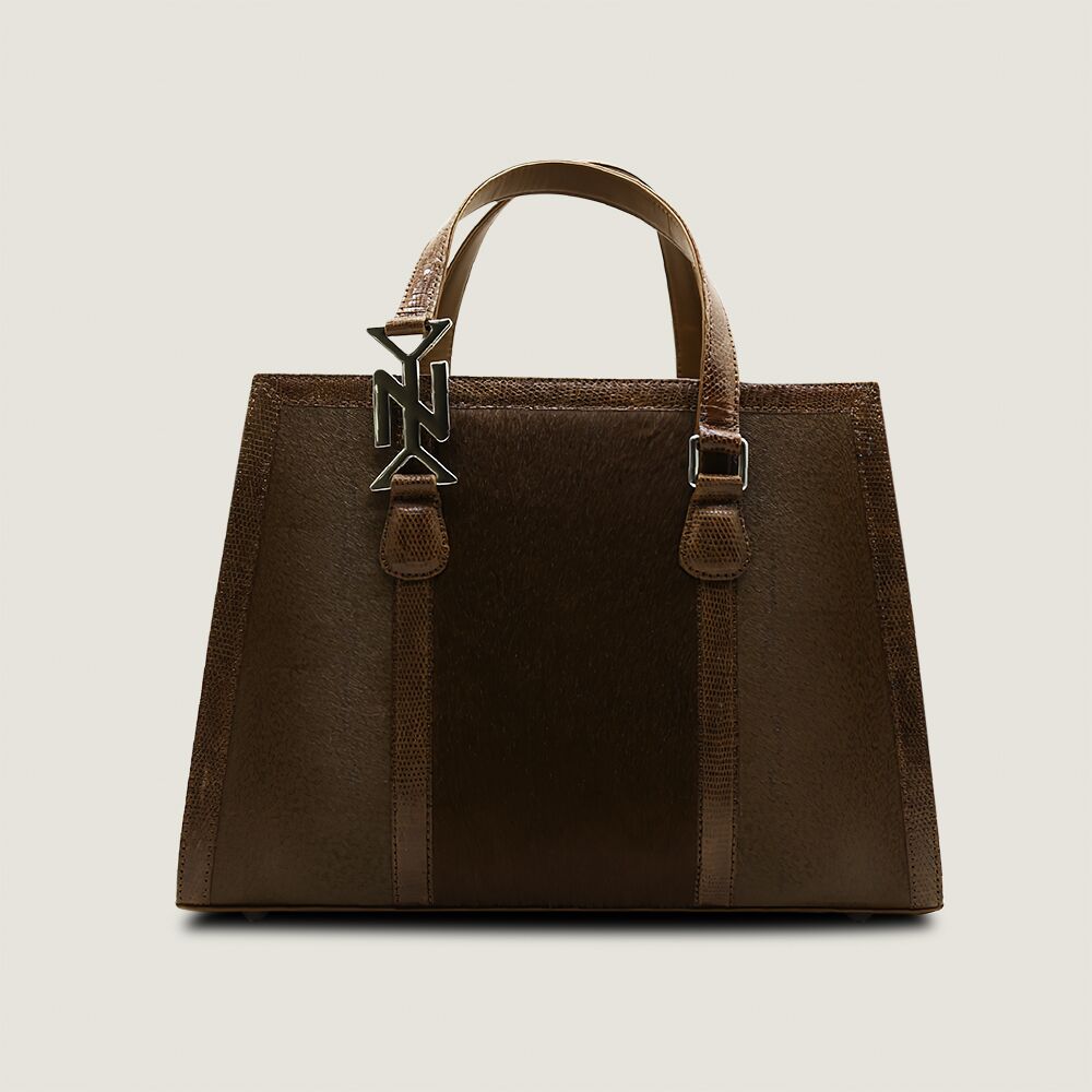 LADY LAETY | Nene Yaya